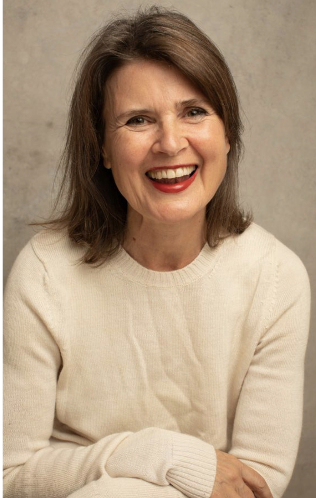 Sophie Aldred's Instagram, Twitter & Facebook on IDCrawl